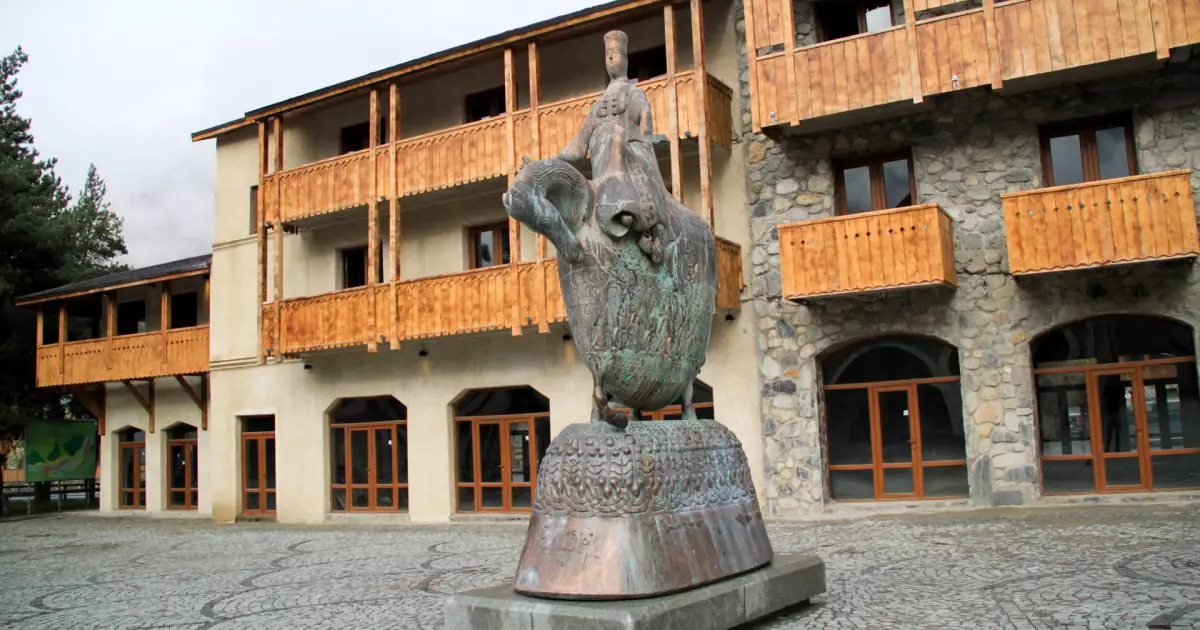 The Statue of Queen Tamar in Mestia | Georgia Travel