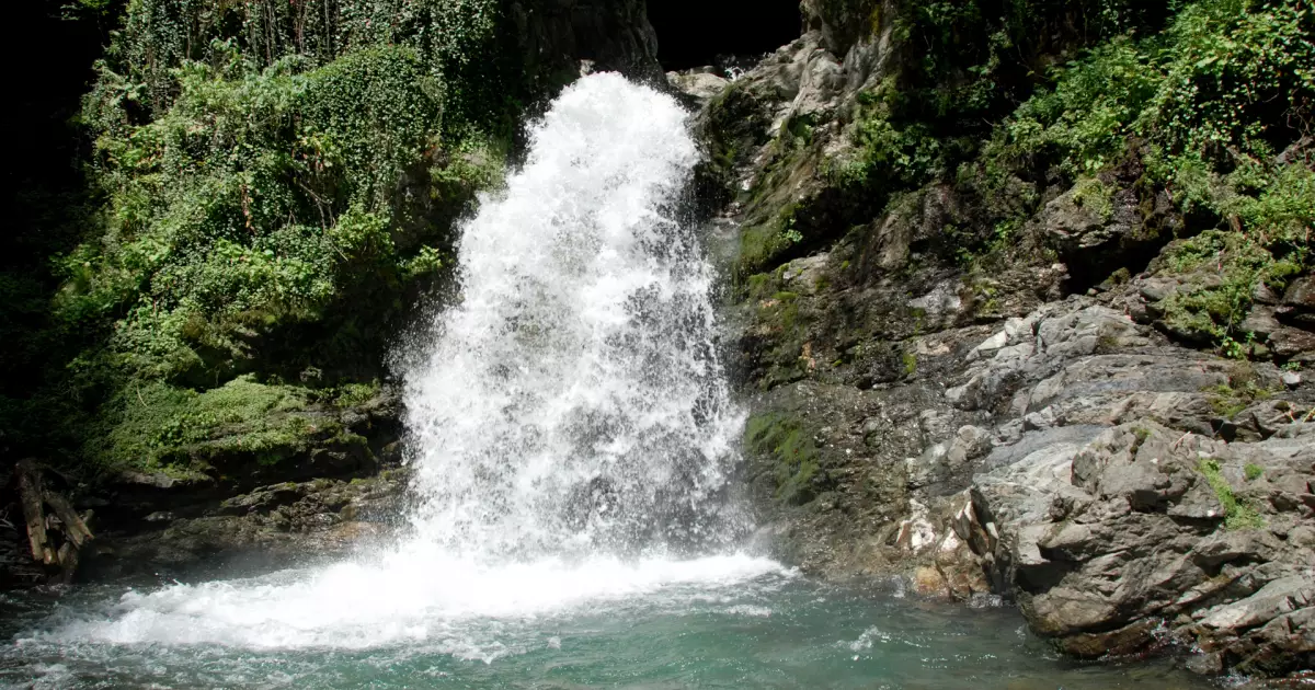 Rocho Waterfall | Georgia Travel